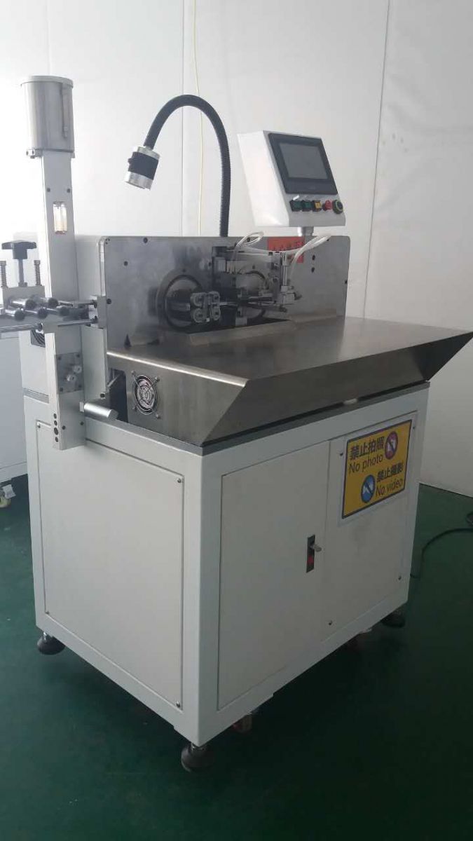 KK-T8 Automatic wire cutting stripping twisting tinning machine